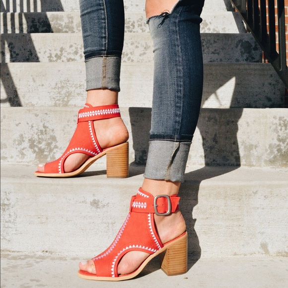 Very Volatile | Shoes | Nwt Very Volatile Red Geometric Stitch Wooden ...